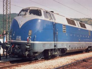 Lokomotiva Plavog voza vuče teret - PCNEN