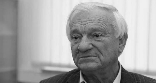 U Sarajevu preminuo Jovan Divjak - PCNEN